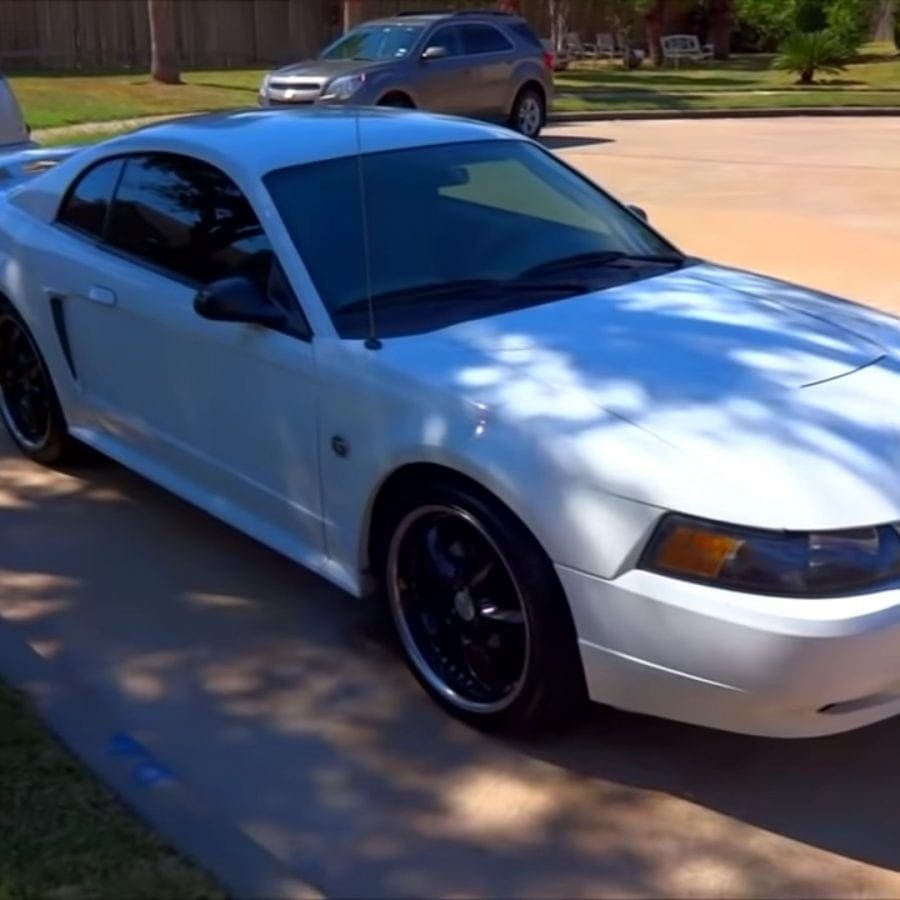 2004 Mustang Engine Information & Specs - 281 Modular V8 (4.6 L)