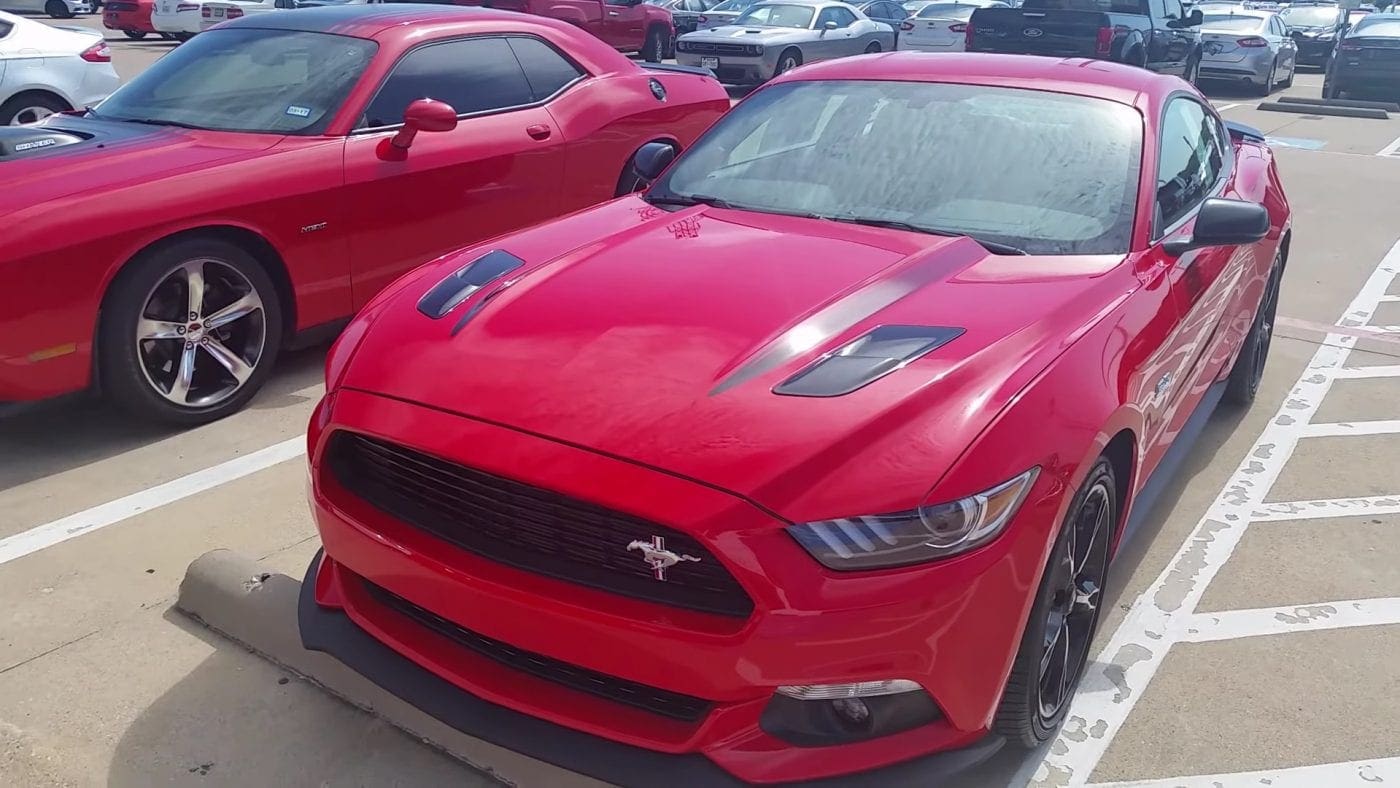 Video: 2017 Ford Mustang GT/CS California Special In-Depth Look ...