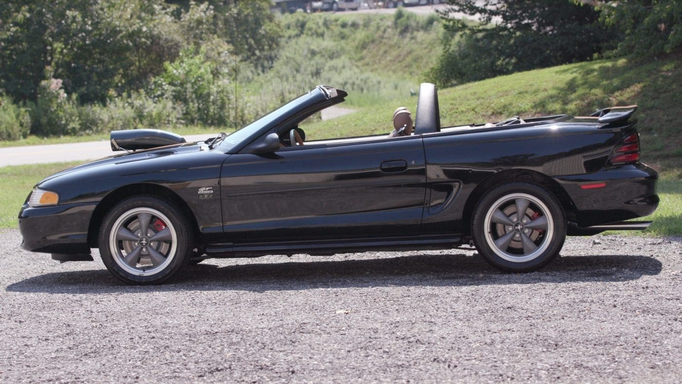 1995 Ford Mustang GT Wallpapers | MustangSpecs.com