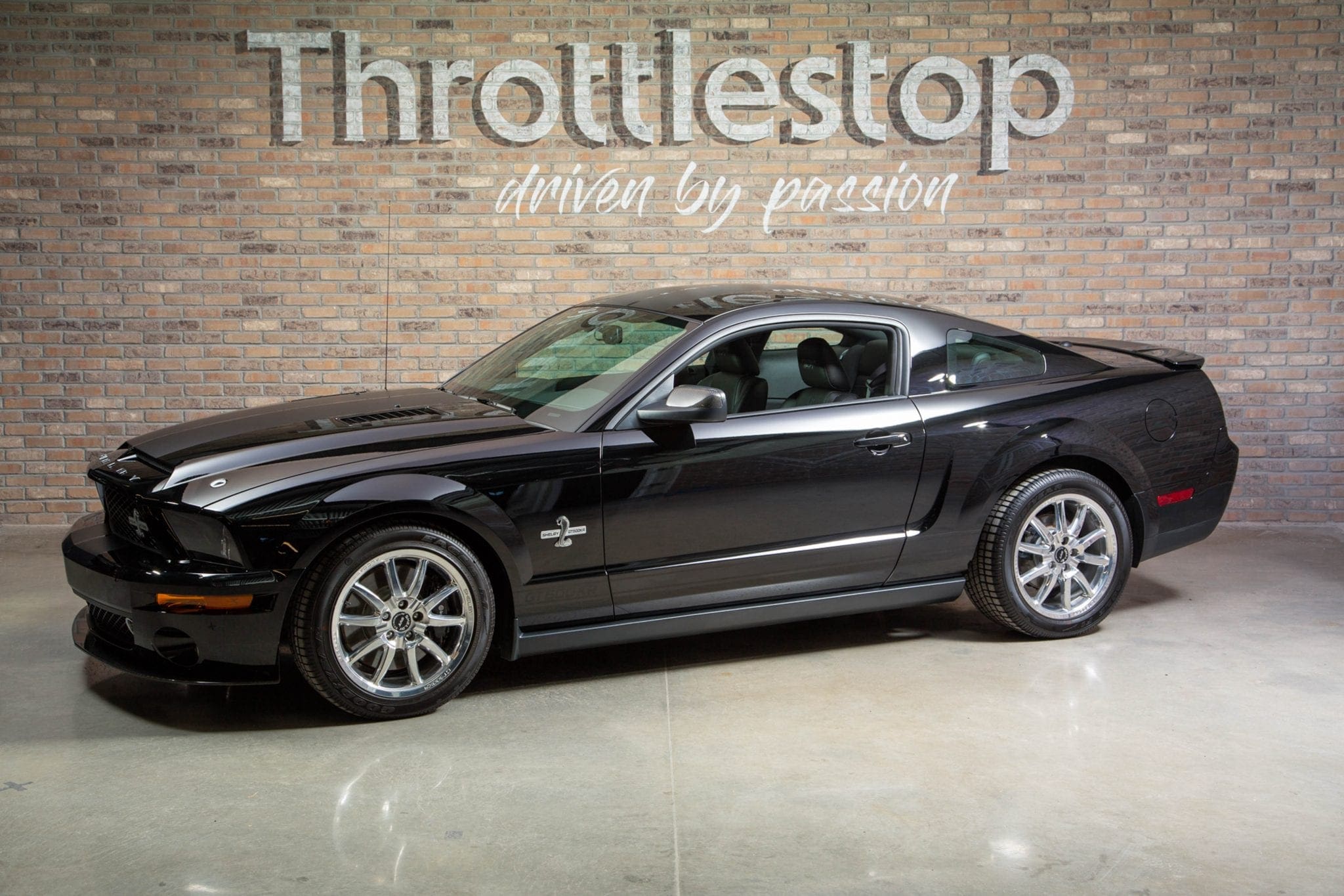 2009 Ford Mustang Shelby GT500KR Wallpapers | MustangSpecs.com