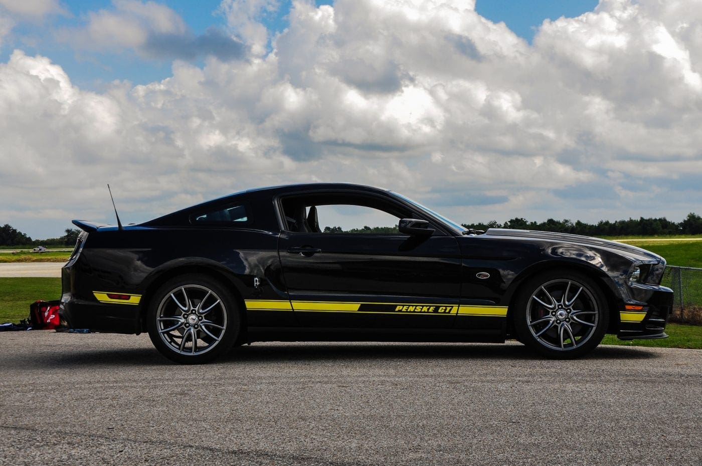 2014 Ford Mustang Hertz Penske GT Wallpapers | MustangSpecs.com