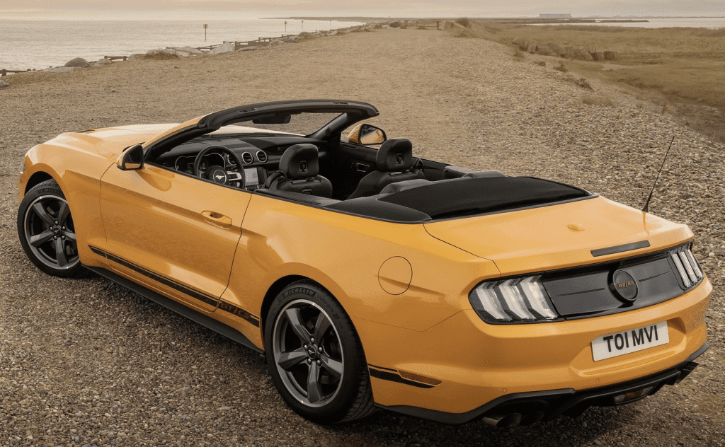 Cyber Orange 2022 Ford Mustang