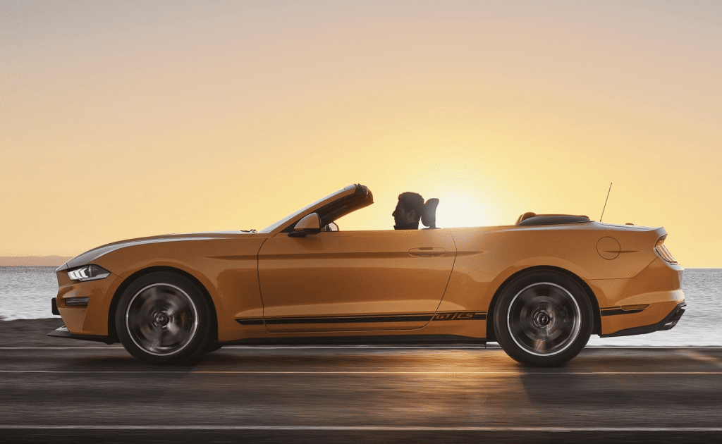 Cyber Orange 2022 Ford Mustang
