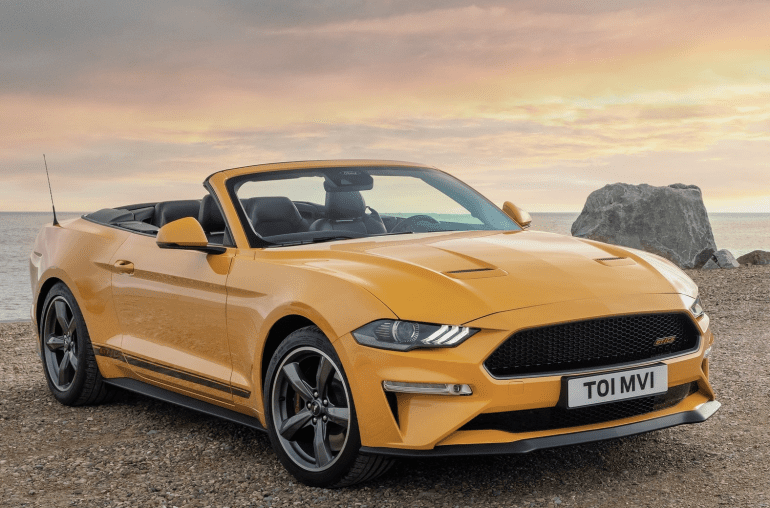 Cyber Orange 2022 Ford Mustang