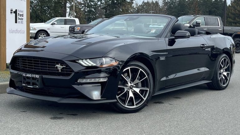 Shadow Black 2022 Ford Mustang