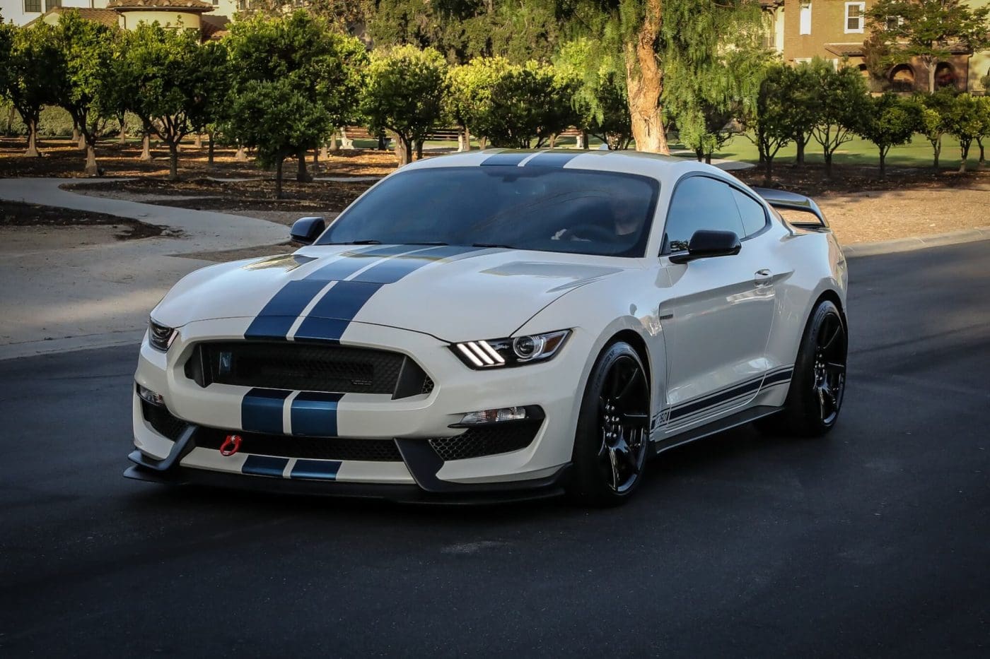 2024 Ford Mustang GT Revving Sounds Insane - Mustang Specs