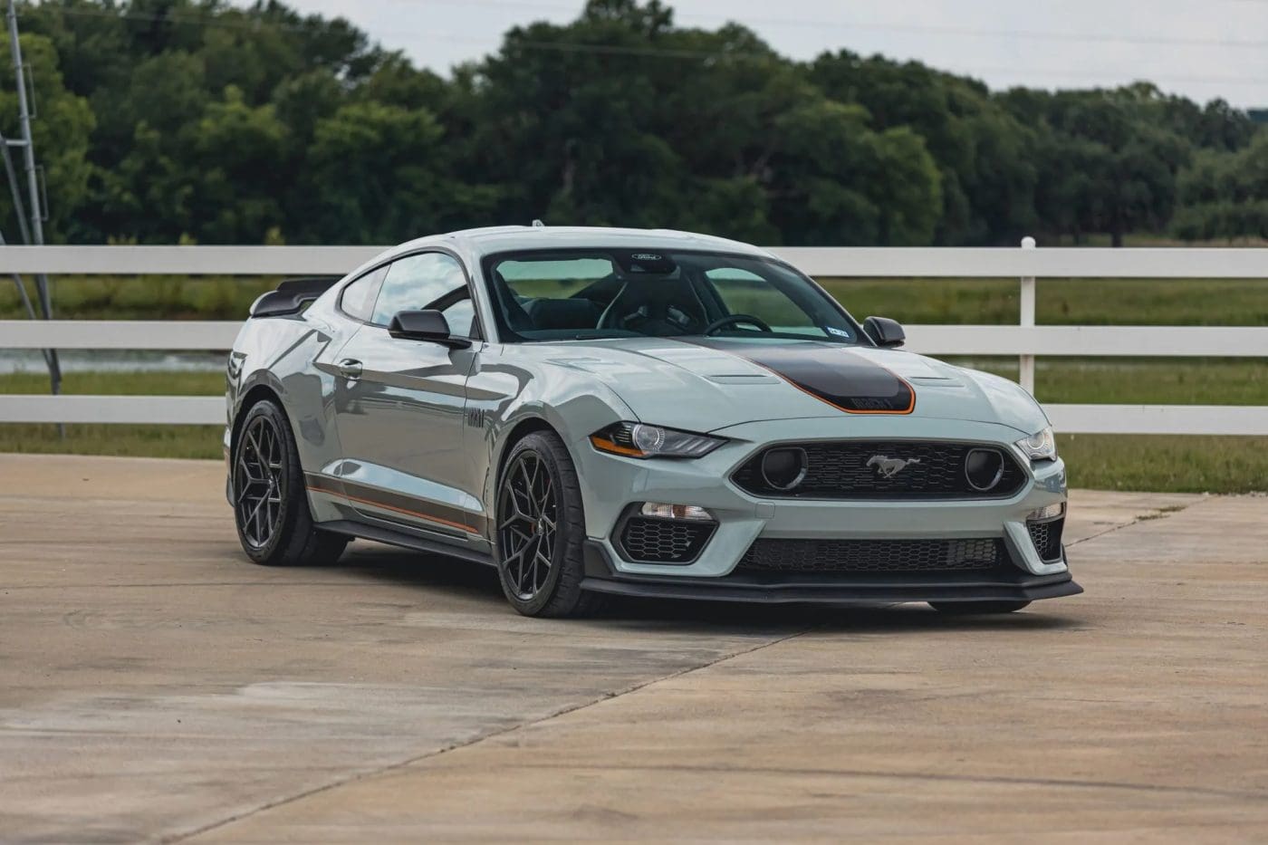 Ford Mustang Mach 1 - Mustang Specs