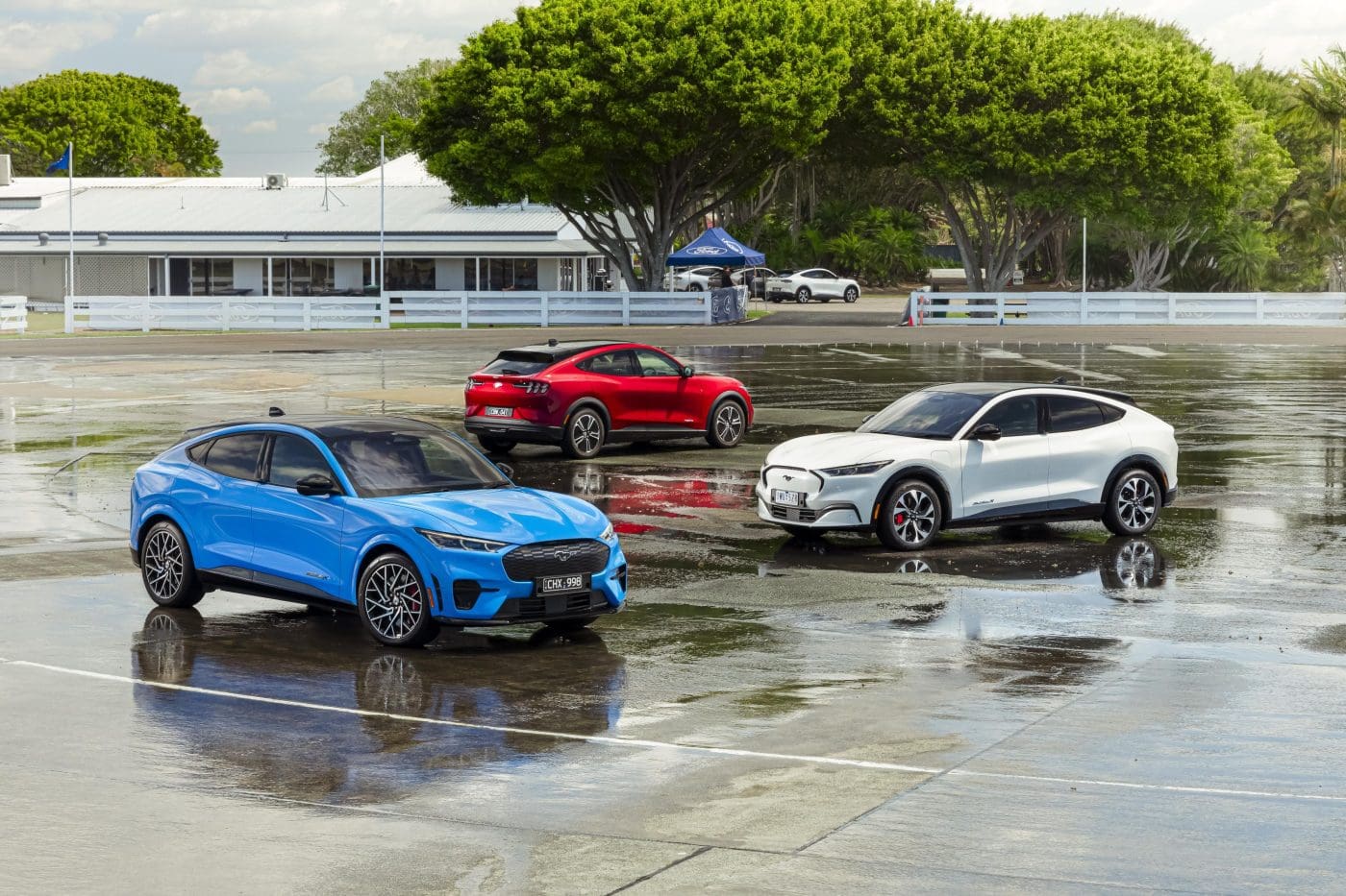 2024 Ford Mustang Research Center