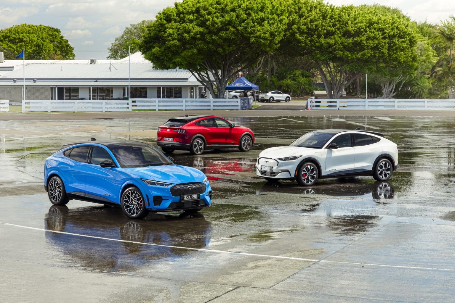 2024 Ford Mustang Research Center