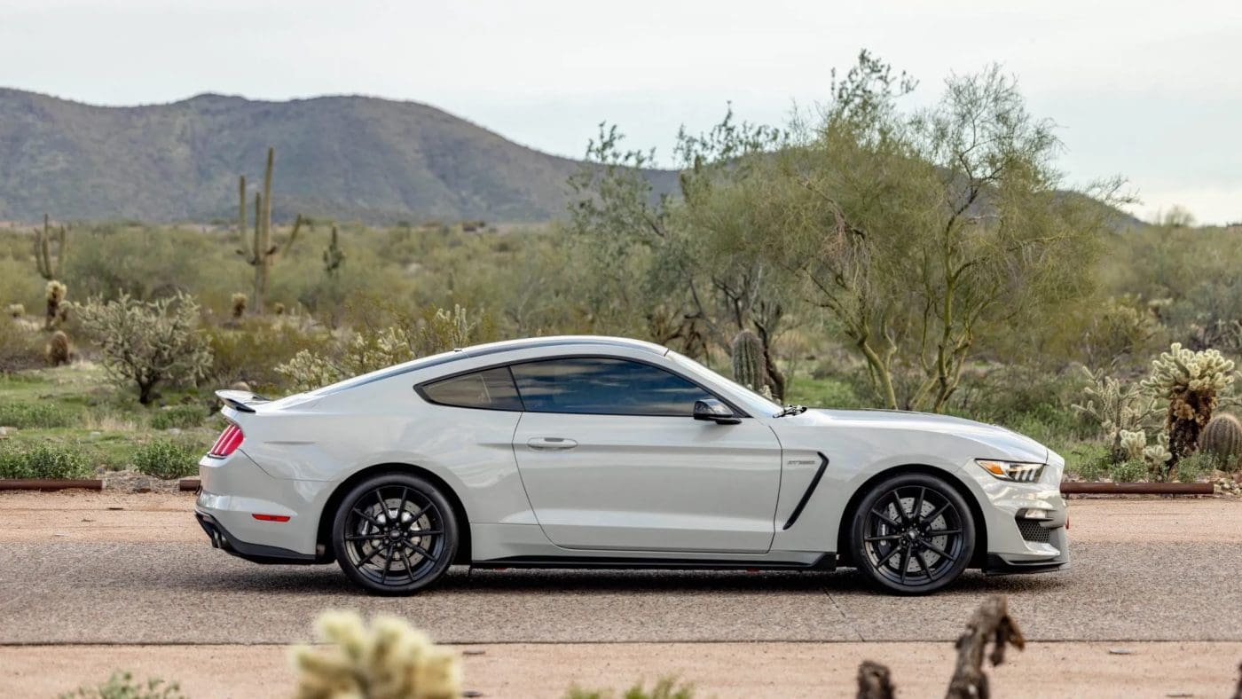 FOR SALE: 2016 Ford Mustang Shelby GT350 Track Package - Mustang Specs