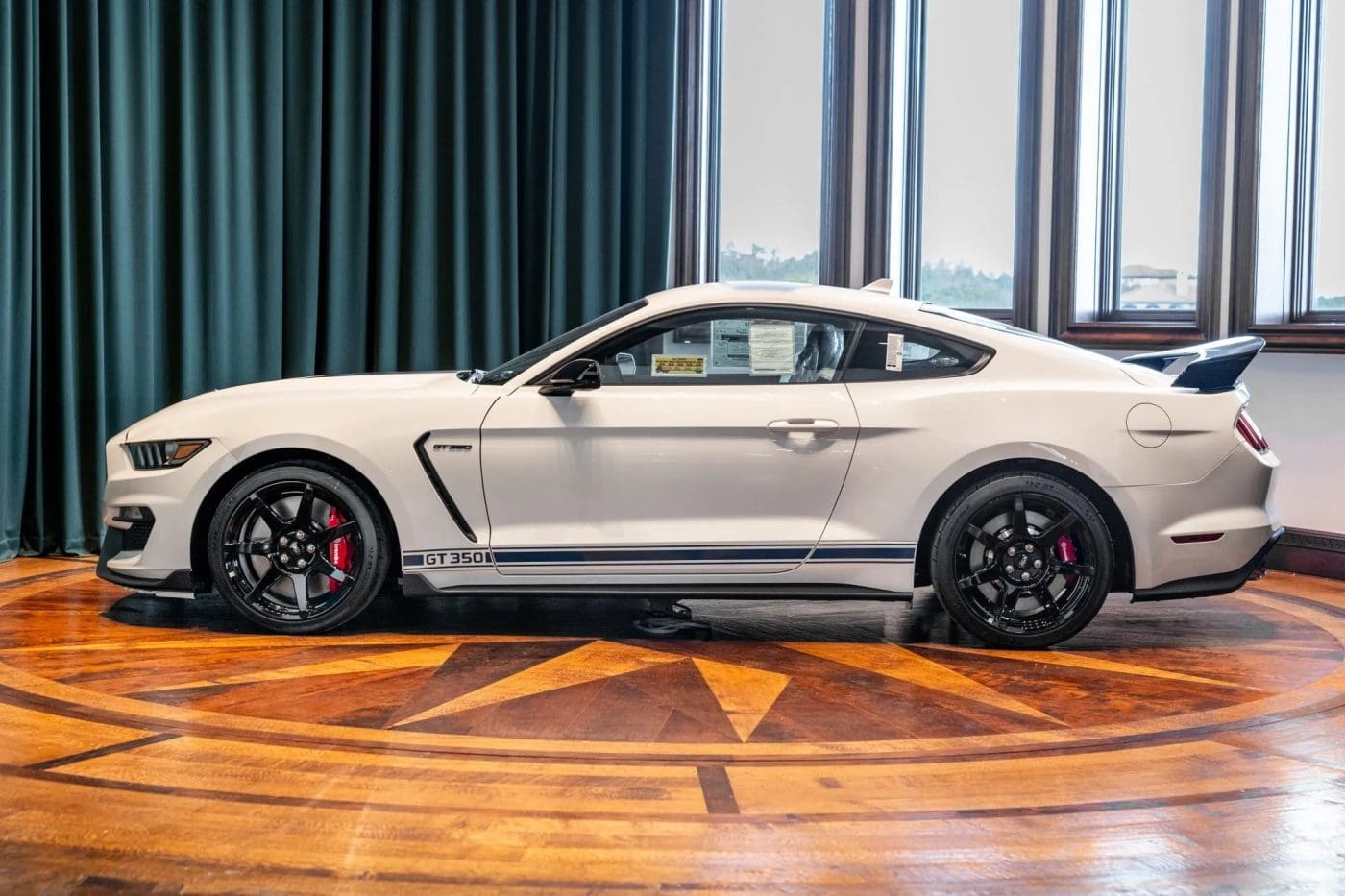 10-Mile 2020 Ford Mustang Shelby GT350R Heritage Edition Offered For ...