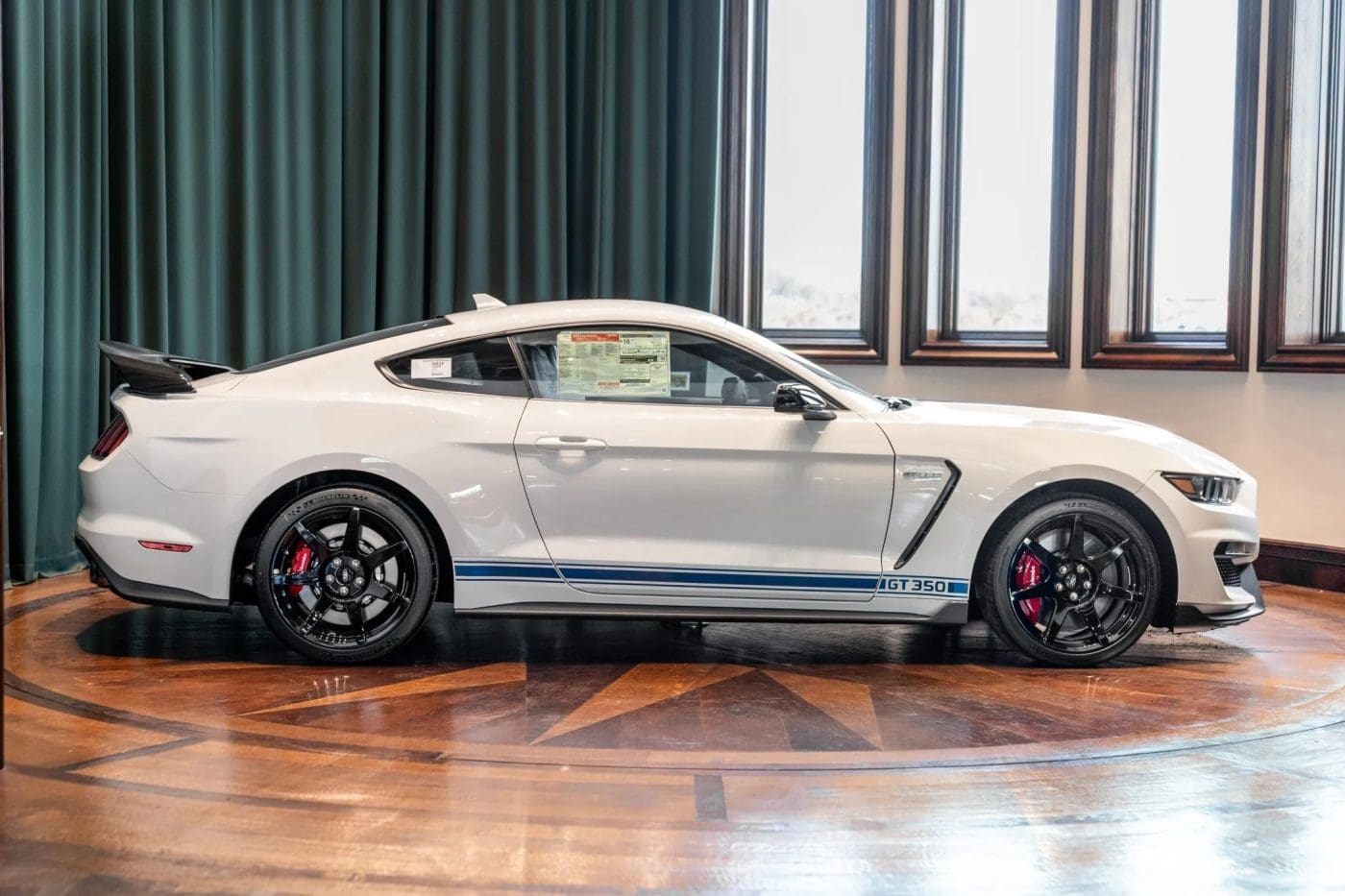 10-Mile 2020 Ford Mustang Shelby GT350R Heritage Edition Offered For ...