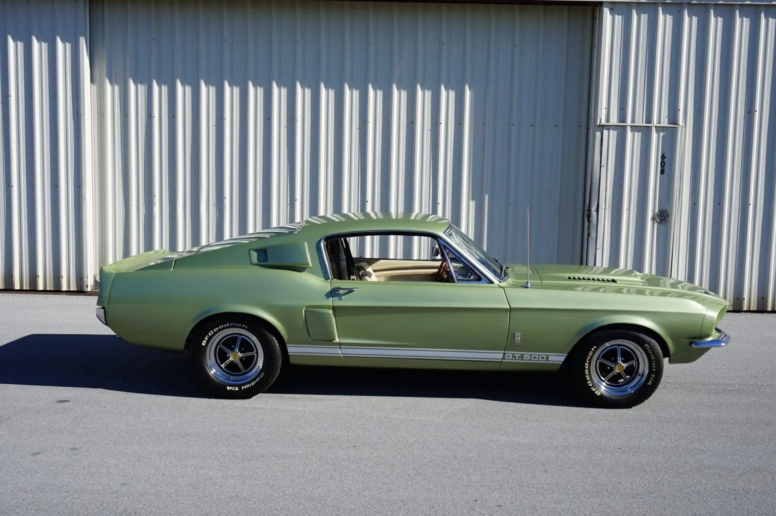 FOR SALE: 1967 Shelby Mustang GT500 Fastback - Mustang Specs
