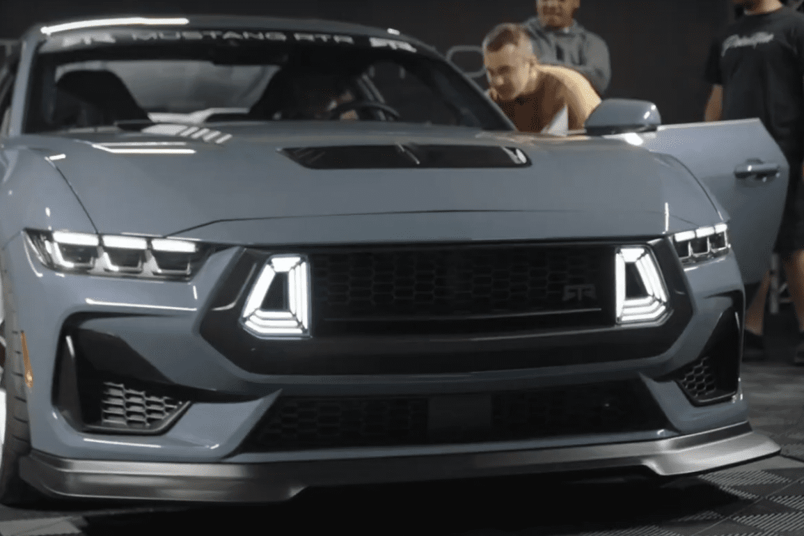 2013 Mustang Engine Information & Specs - 351 Trinity V8 (5.8 L)