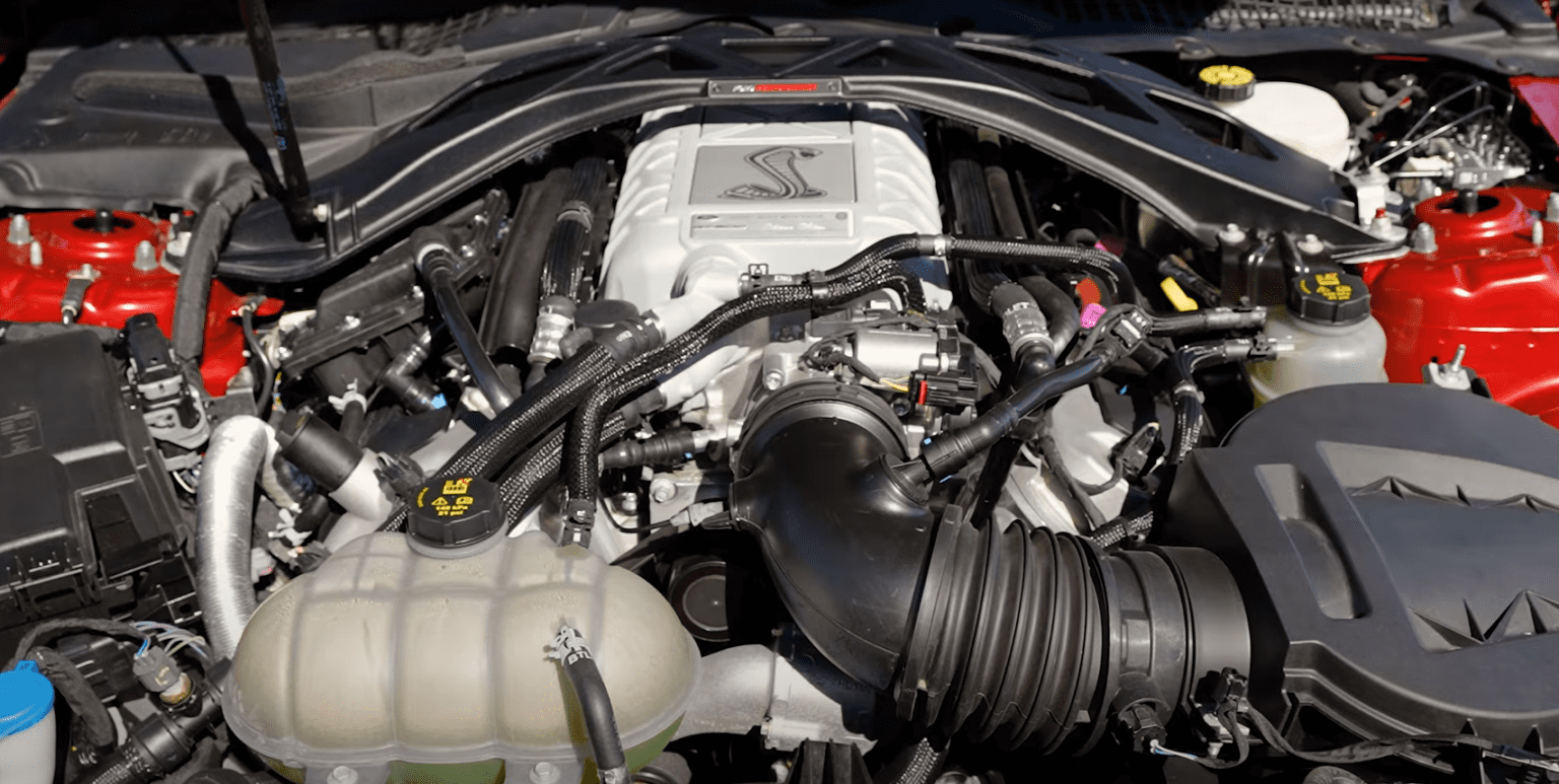 Camaro ZL1 1LE vs Ford Mustang GT500: 2025 Muscle Car Comparison ...